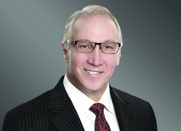 Immediate Past Chair Eric Rowen thanks LAEDC members | Los Angeles ...